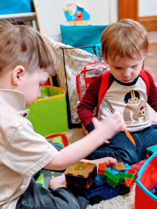 Everyday Ways to Increase Hand Strength in Toddlers | Ish Mom